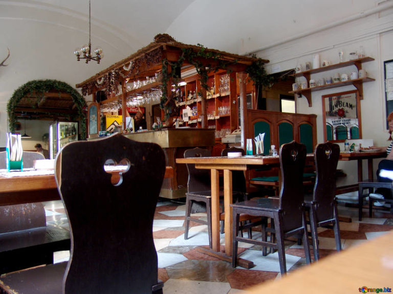 ️ restaurants à proximité autour de moi avec Plus-Proche.com